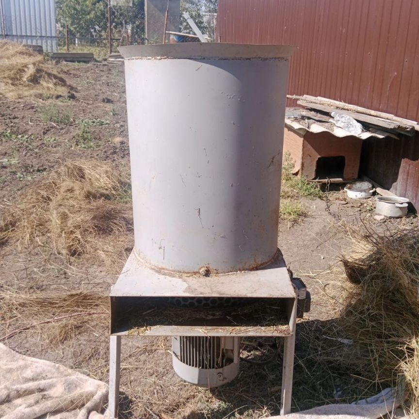 Сенодробилка