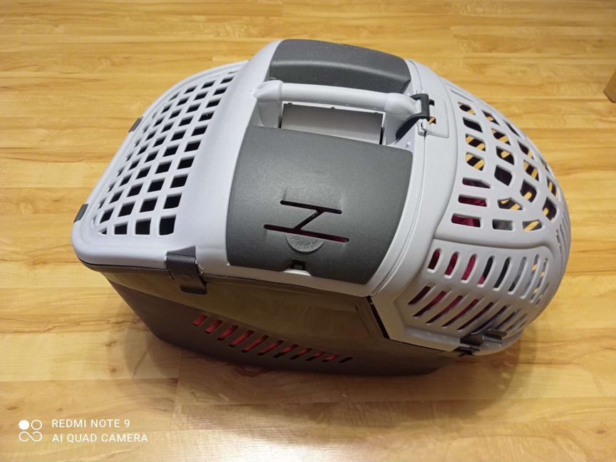 Переноска для собаки или кошки