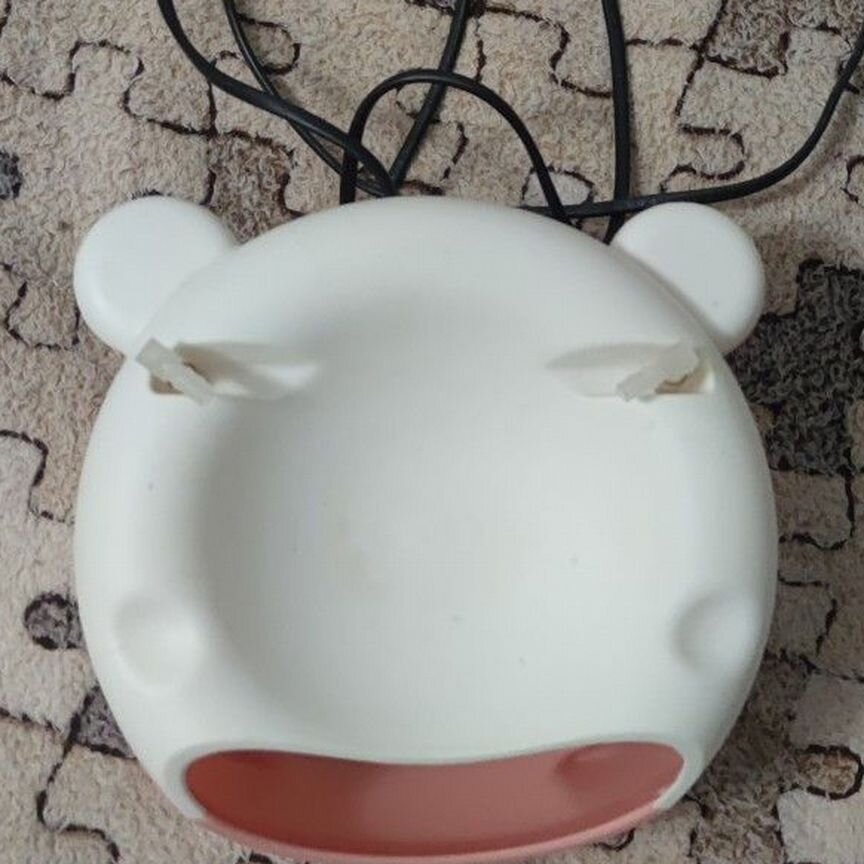 Расчёски, лопатка, воротник, накладка и поилка