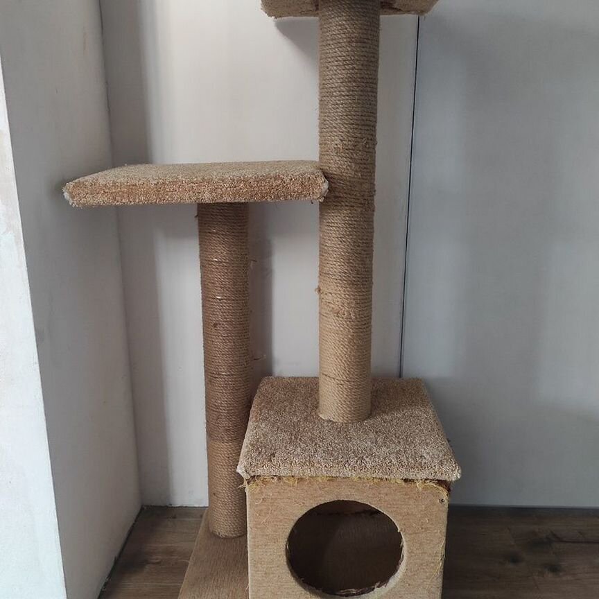 Когтеточка домик для кошки бу