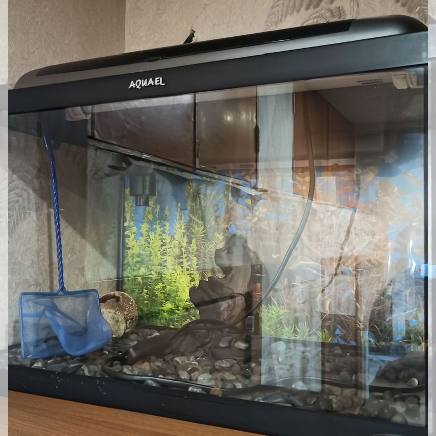 Продам аквариум aquael 50 литров