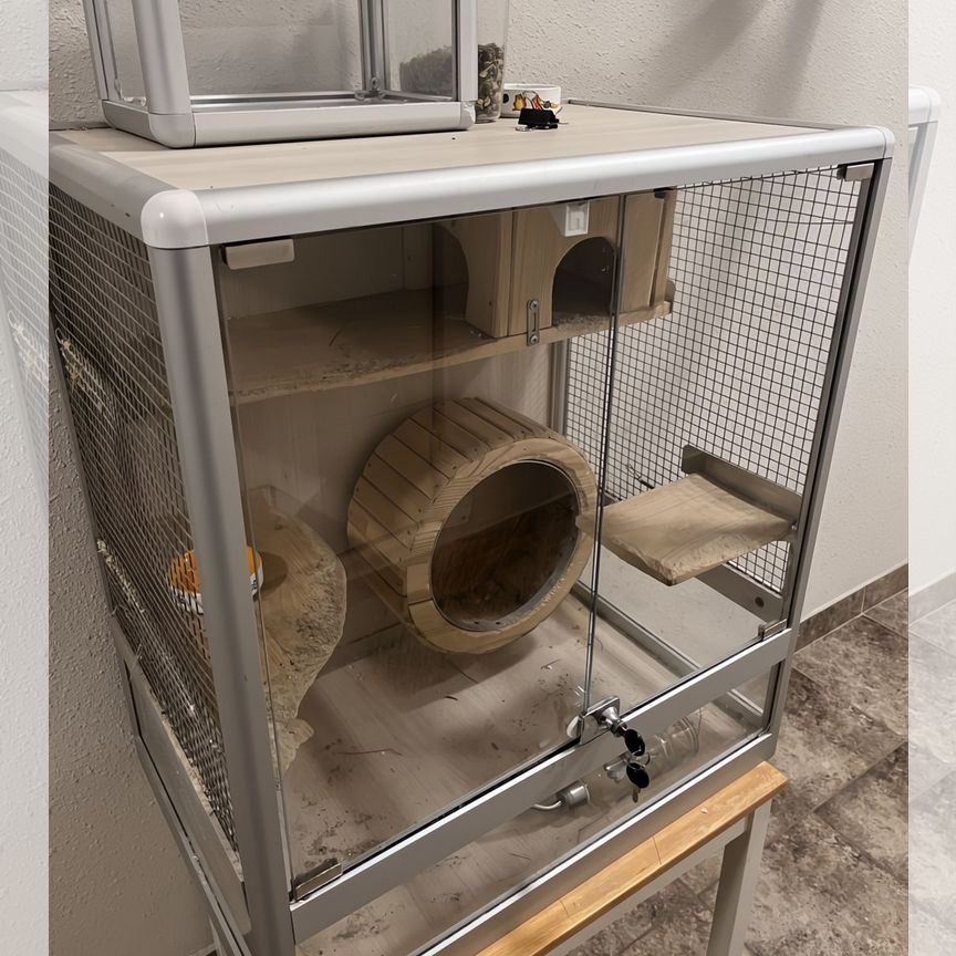 Клетка витрина для грызунов или шиншилл