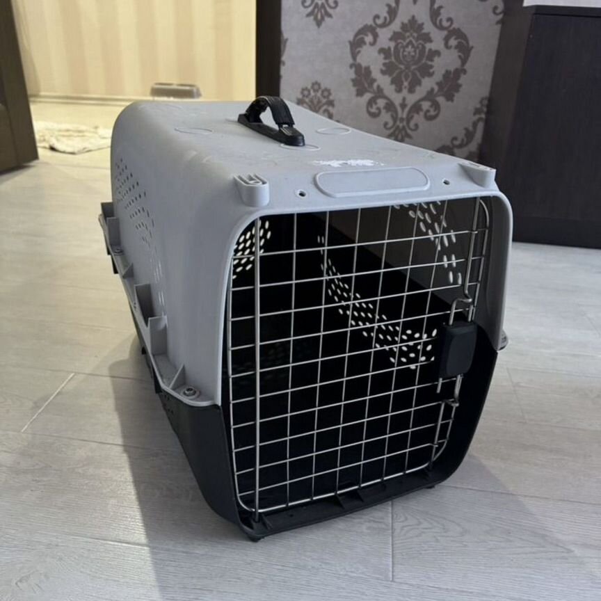 Переноска для животных пластиковая