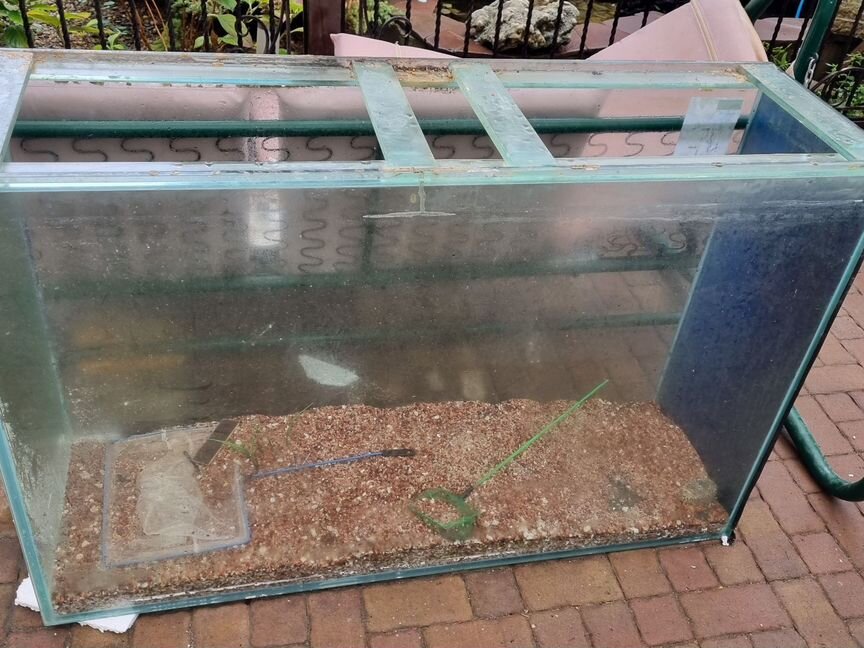 Аквариум с подставкой, тумбой