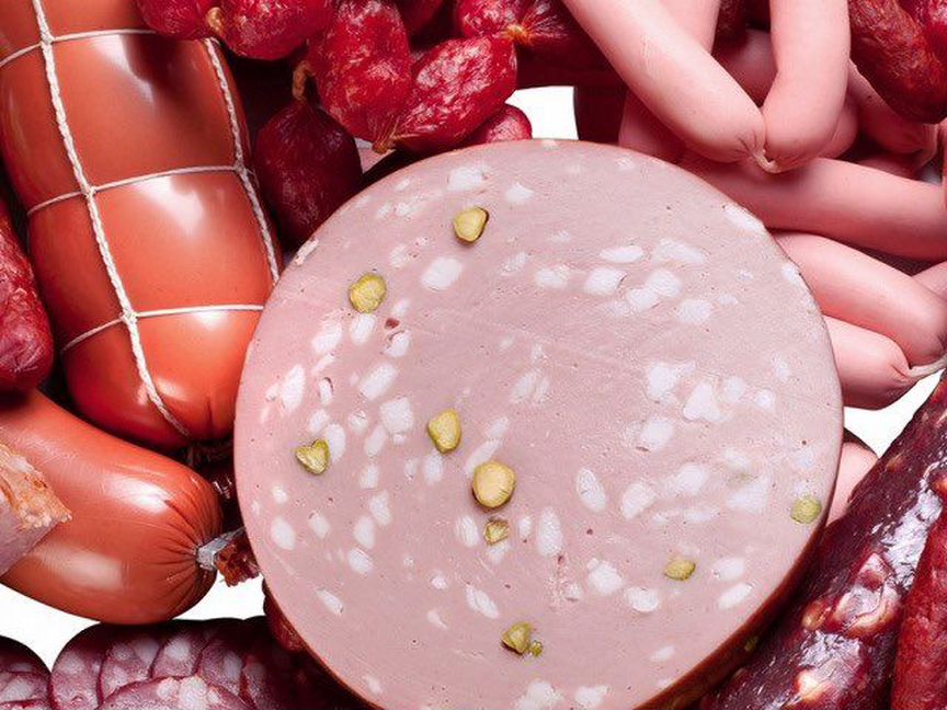 Просроченная колбаса для животных