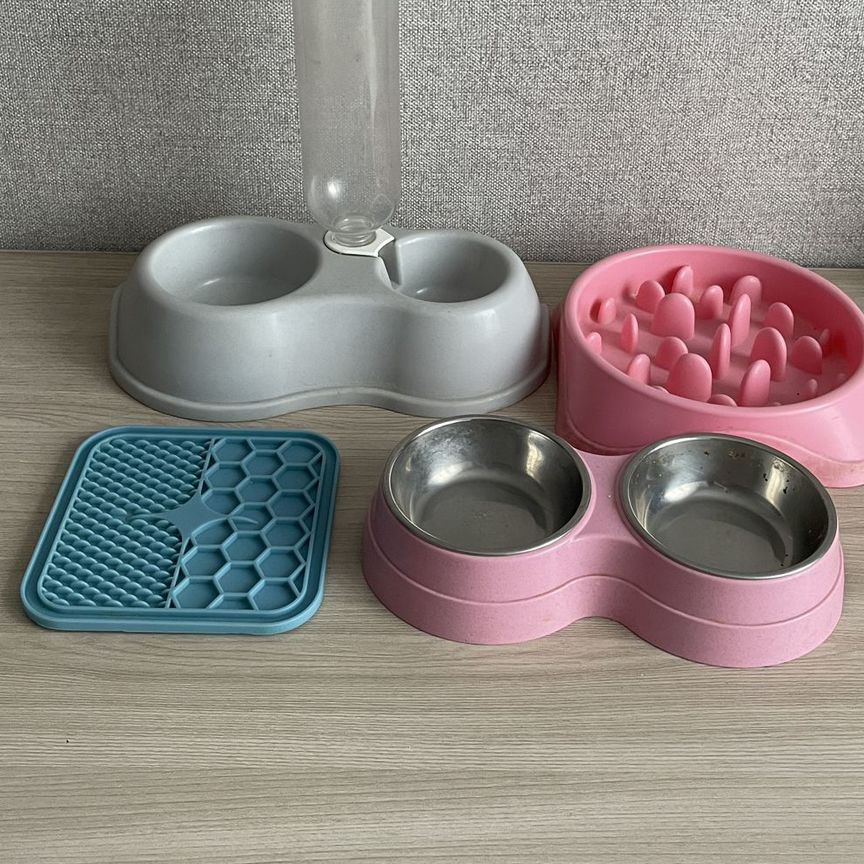 Миски для собак и кошек