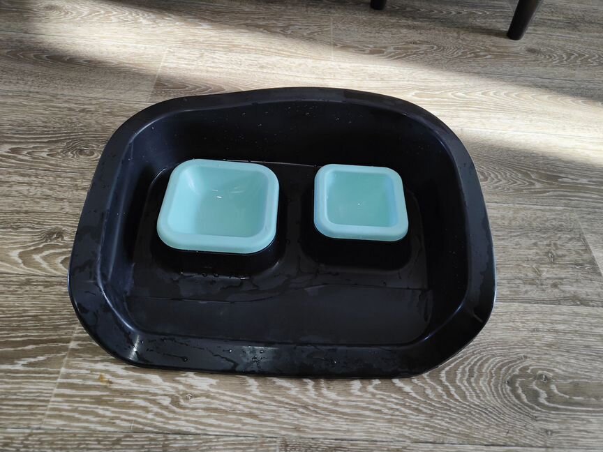 Миски для кошек на подставке