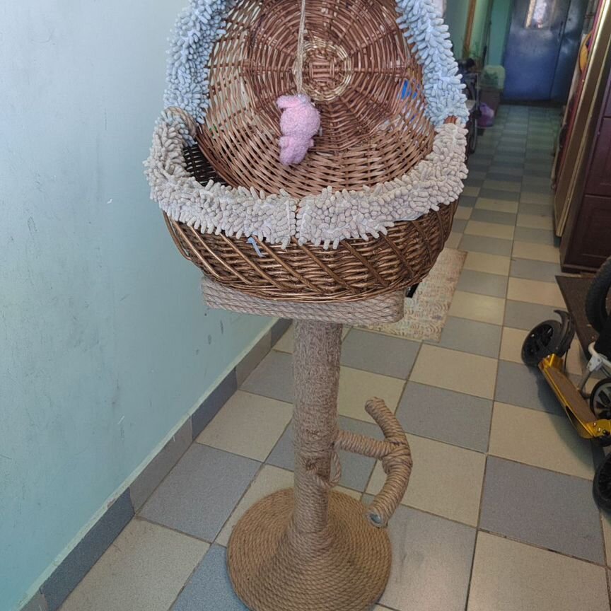 Когтеточка с лежанкой