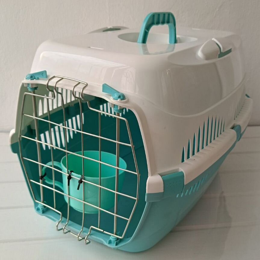 Переноска для животных пластиковая