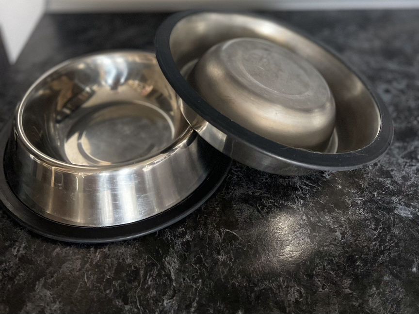 Миска для животных нескользящая