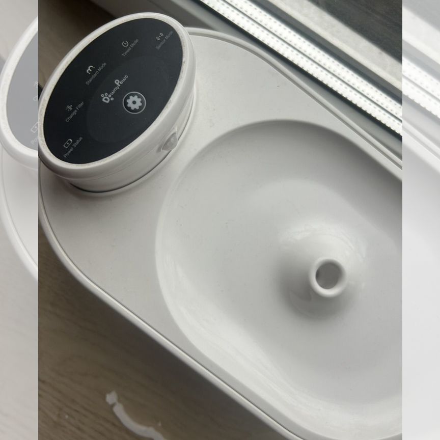 Фонтан поилка для кошек