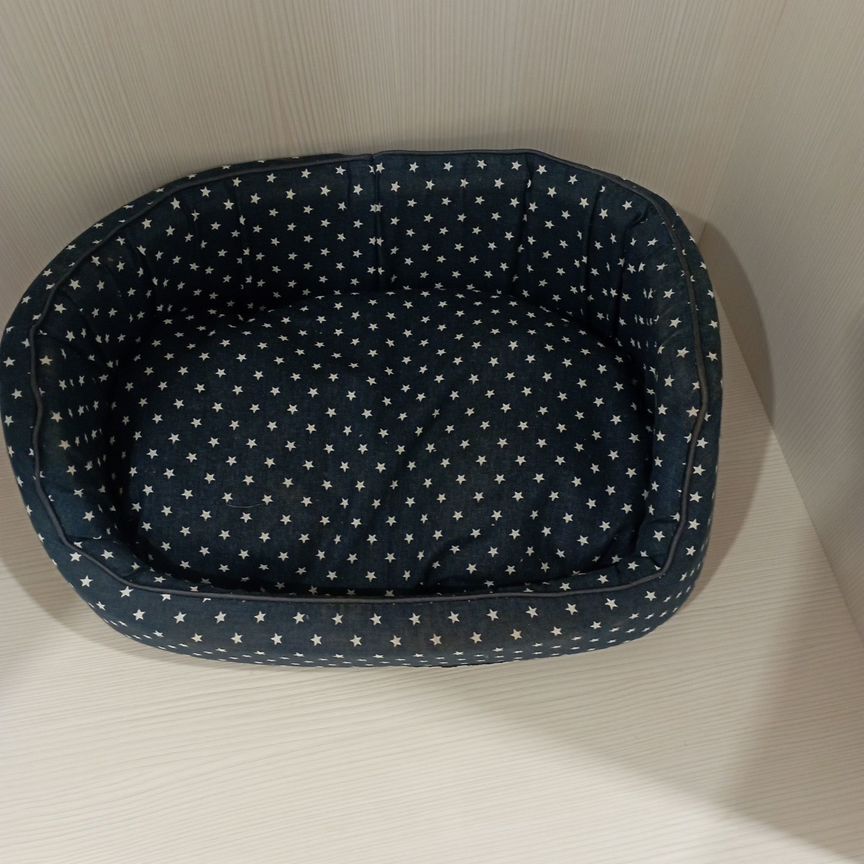 Лежанка для кота