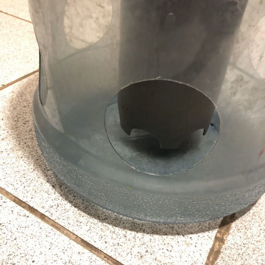 Кормушка для кур