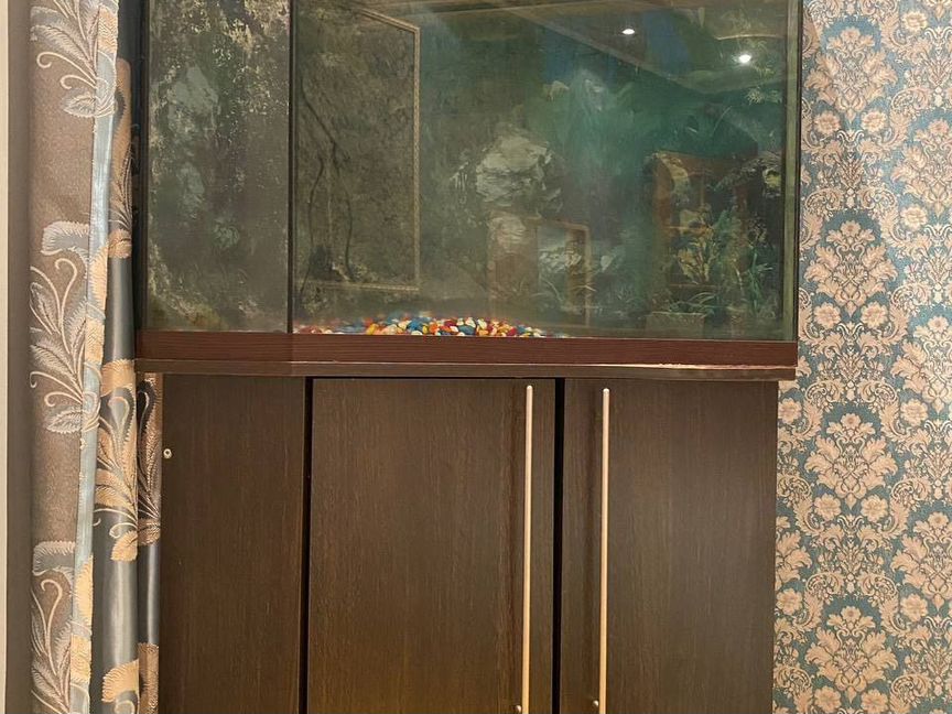 Аквариум для рыбок бу