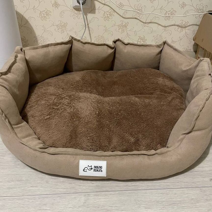 Домик для кота и лежанка