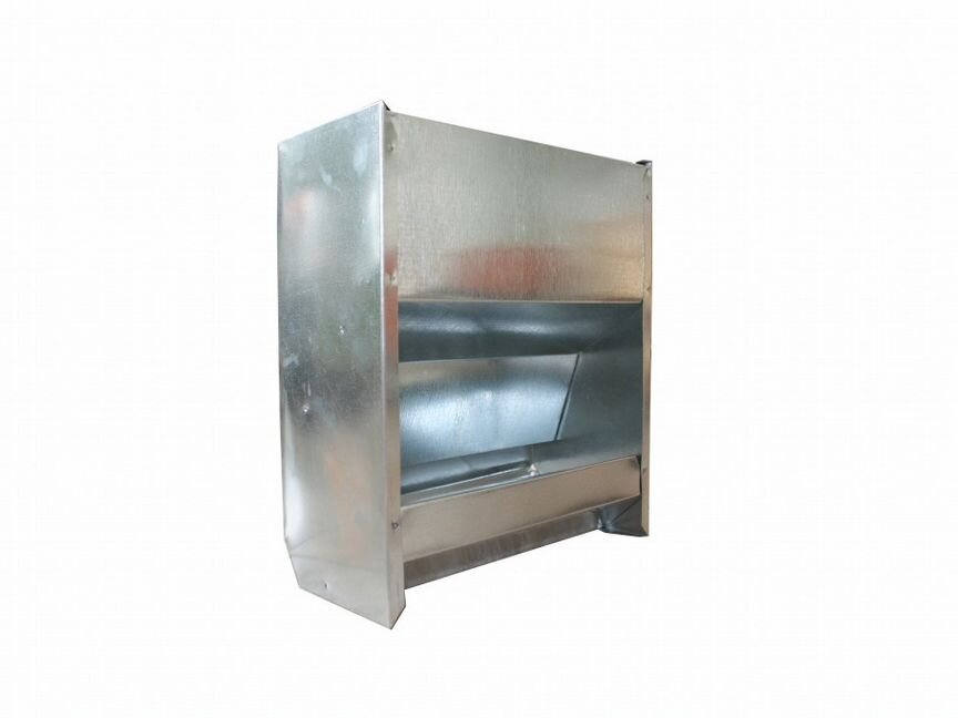 Бункерная кормушка для кроликов-гигантов