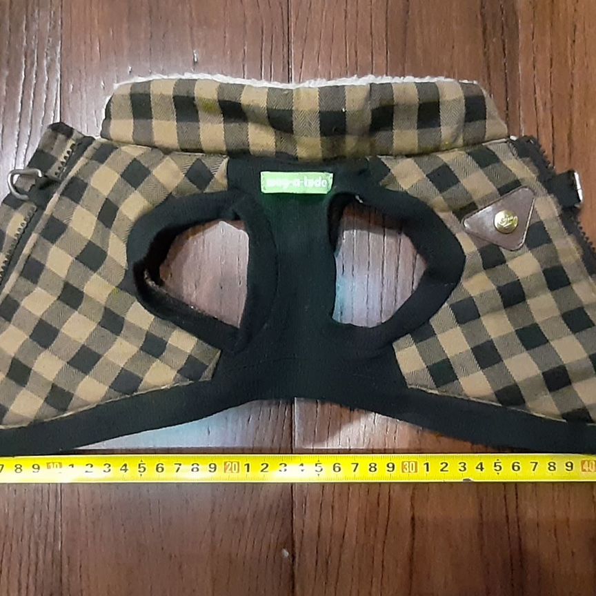 Жилетка для маленькой собаки