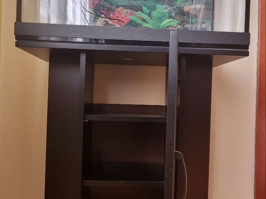 Аквариум с тумбой