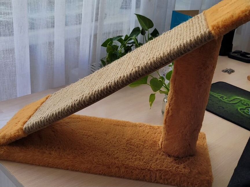 Когтеточка для кошки/котёнка наклонная