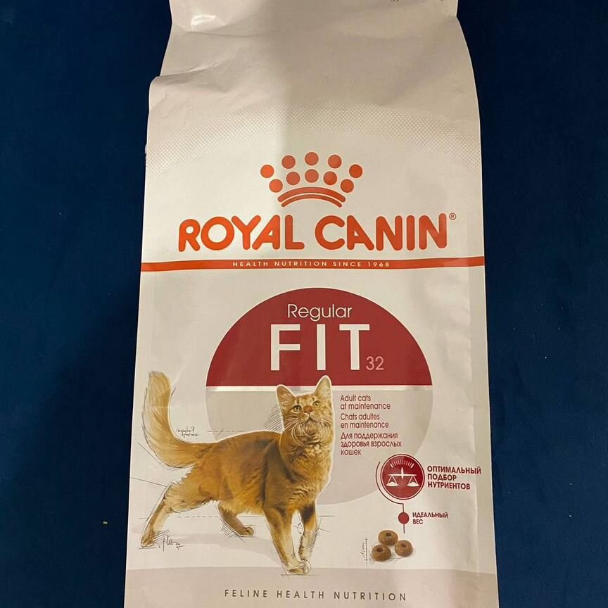 Корм для кошек royal canin regular fit 2kg