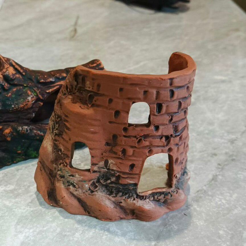 Для аквариум грот и аквариумная помпа