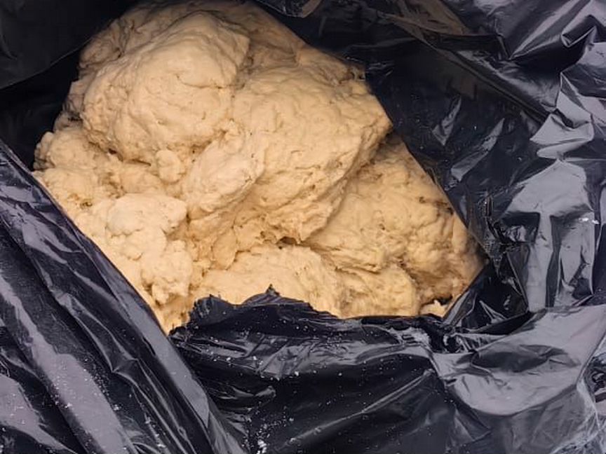 Некондиция (тесто) бесплатно на корм