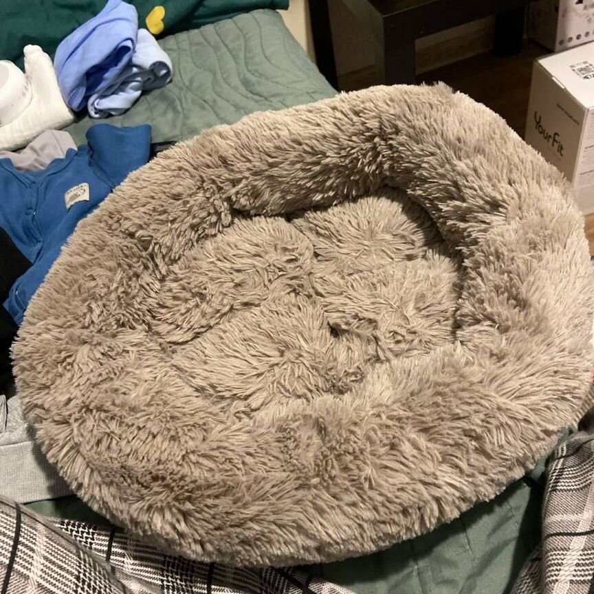 Лежанка для котика