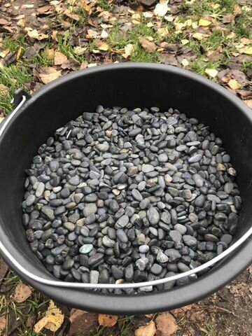 Шунгит окатанный для аквариума