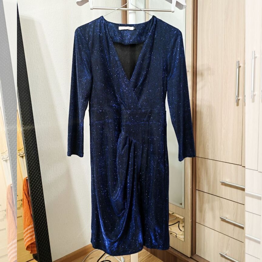 Вечернее платье женское блестящее 42 размер