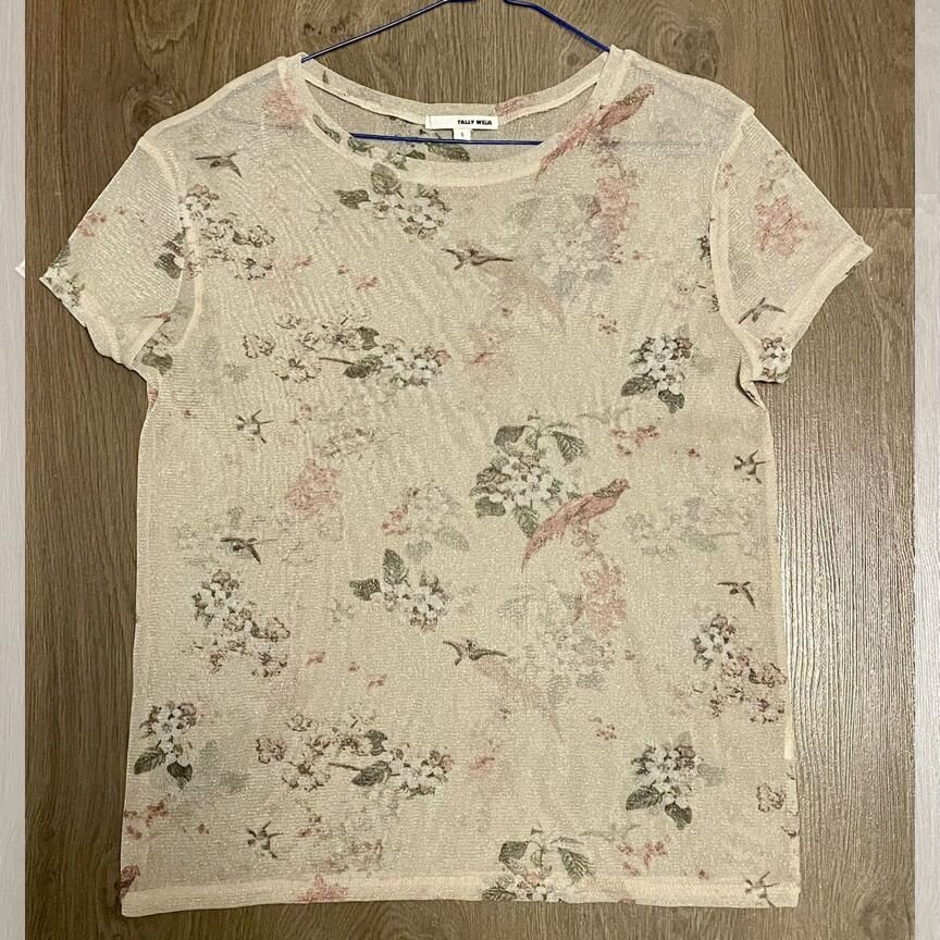 Футболка блузка женская Tally Well