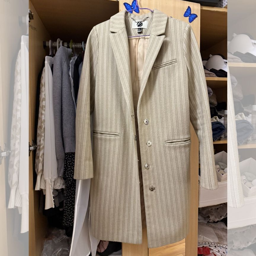 Пальто женское 42 44