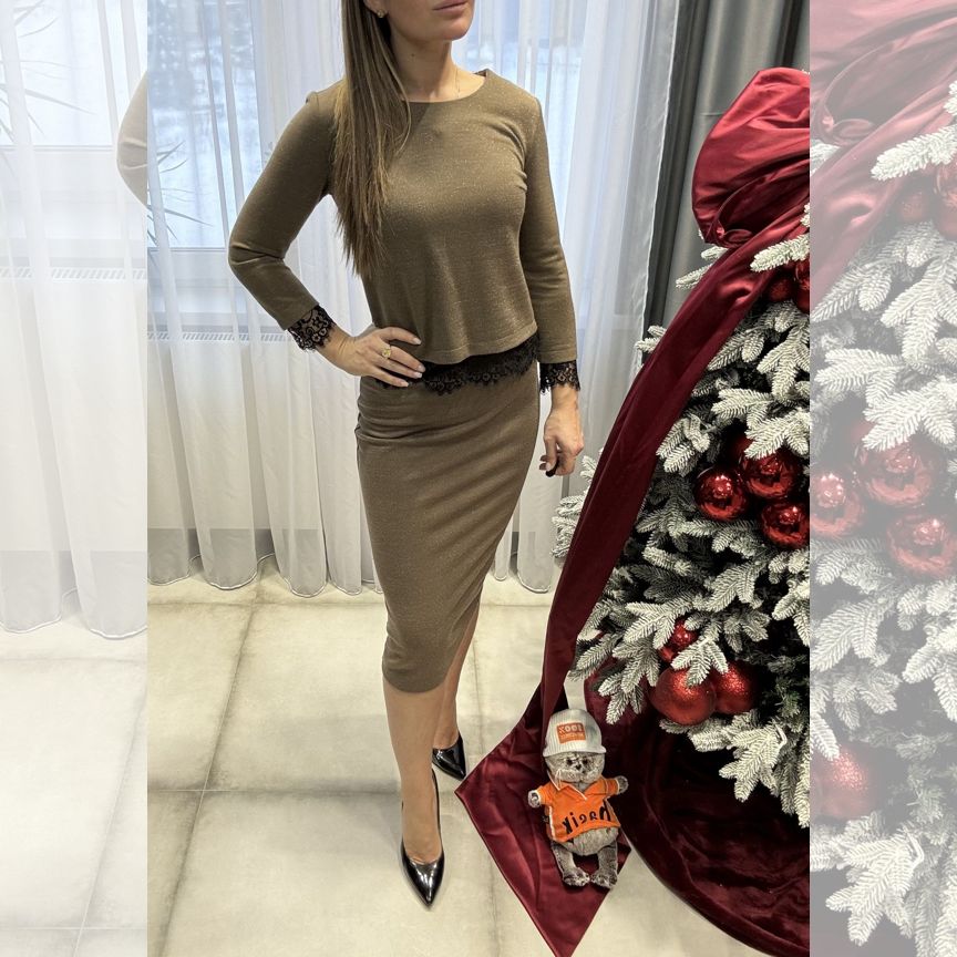 Женский костюм