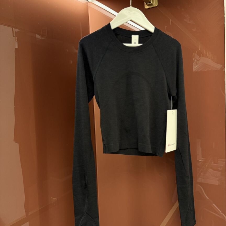 Лонгслив Lululemon, размер XS/2XS