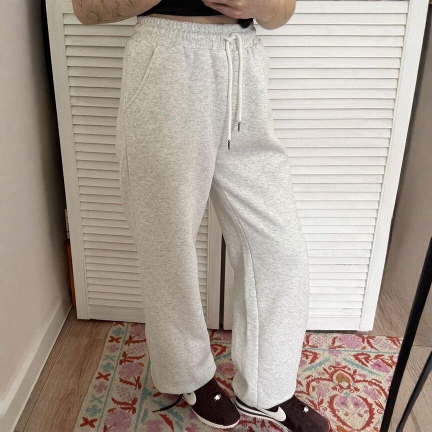 Спортивные брюки женские