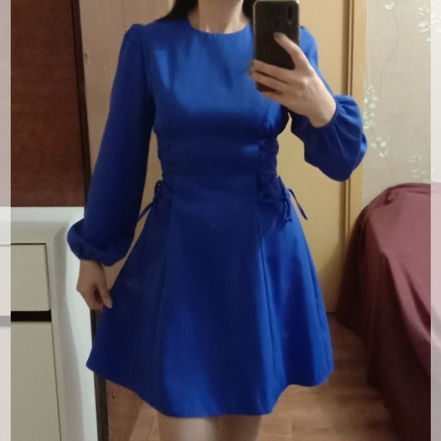 Платье с завязками по бокам 42-44