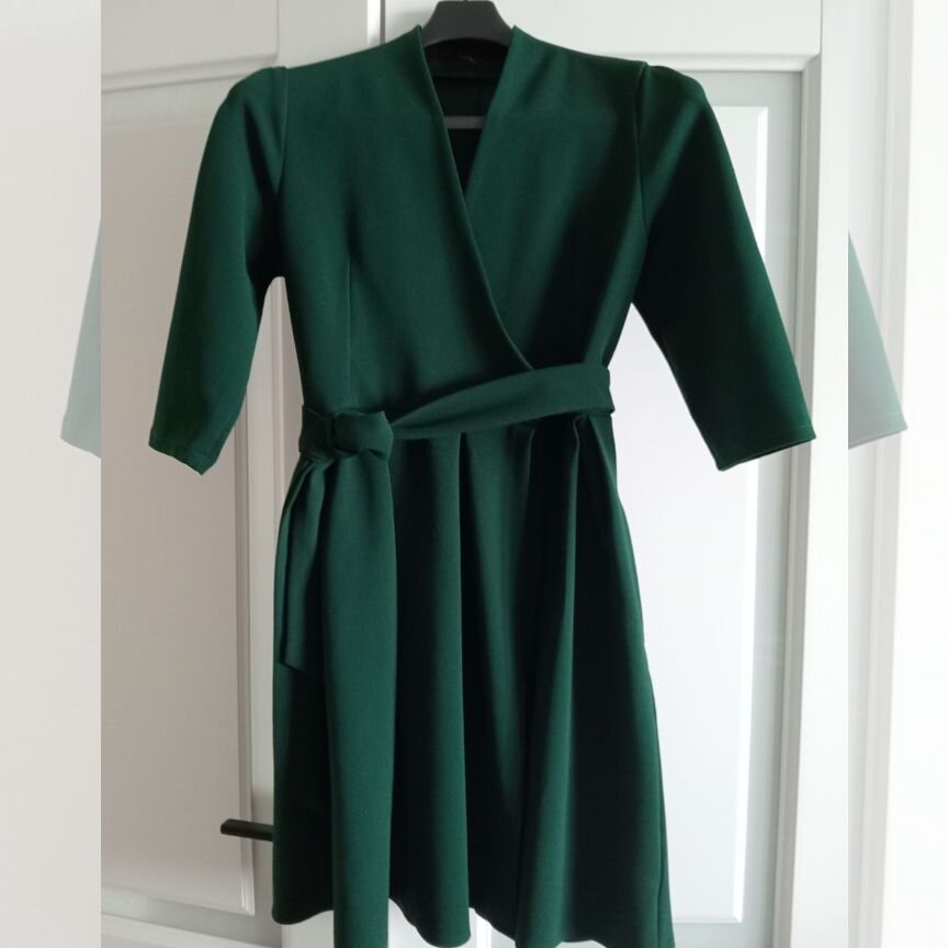 Платье женское