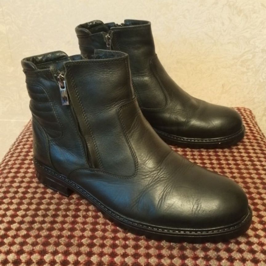 Ботинки муж натуральная кожа и мех 40