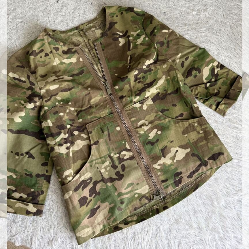 Ветровка милитари