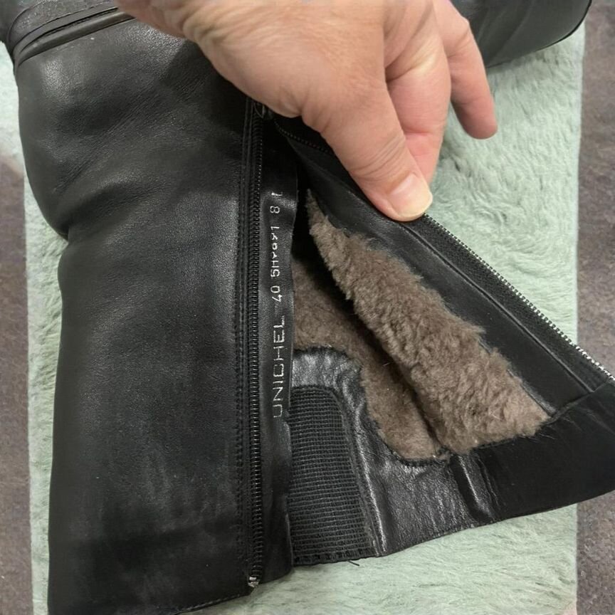 Зимние сапоги женские р40-41