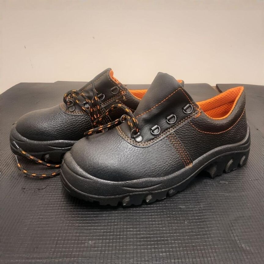 Ботинки женские 38 размер