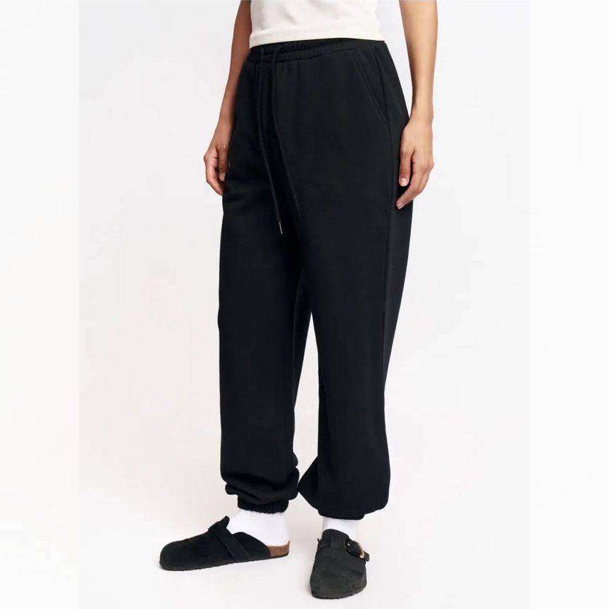 Женские утепленные брюки-джоггеры